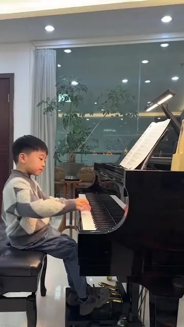 Zihang is a little genius... | Tiny Virtuosos | Gan Jing World